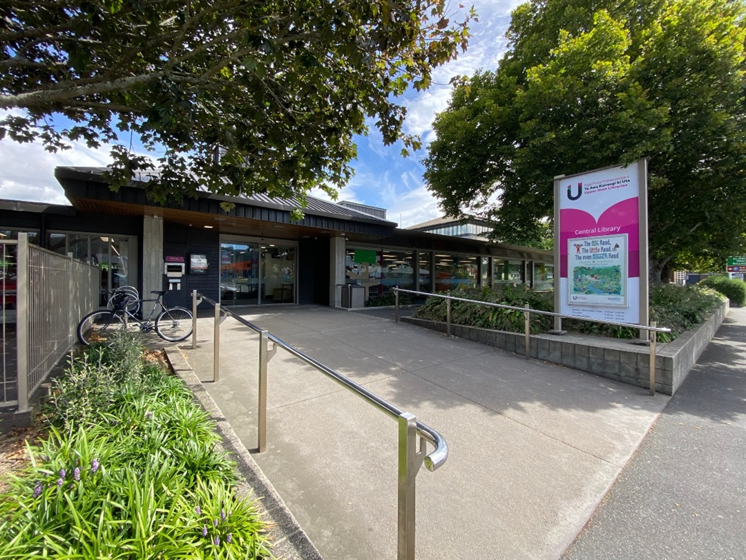 Opening hours Upper Hutt Libraries